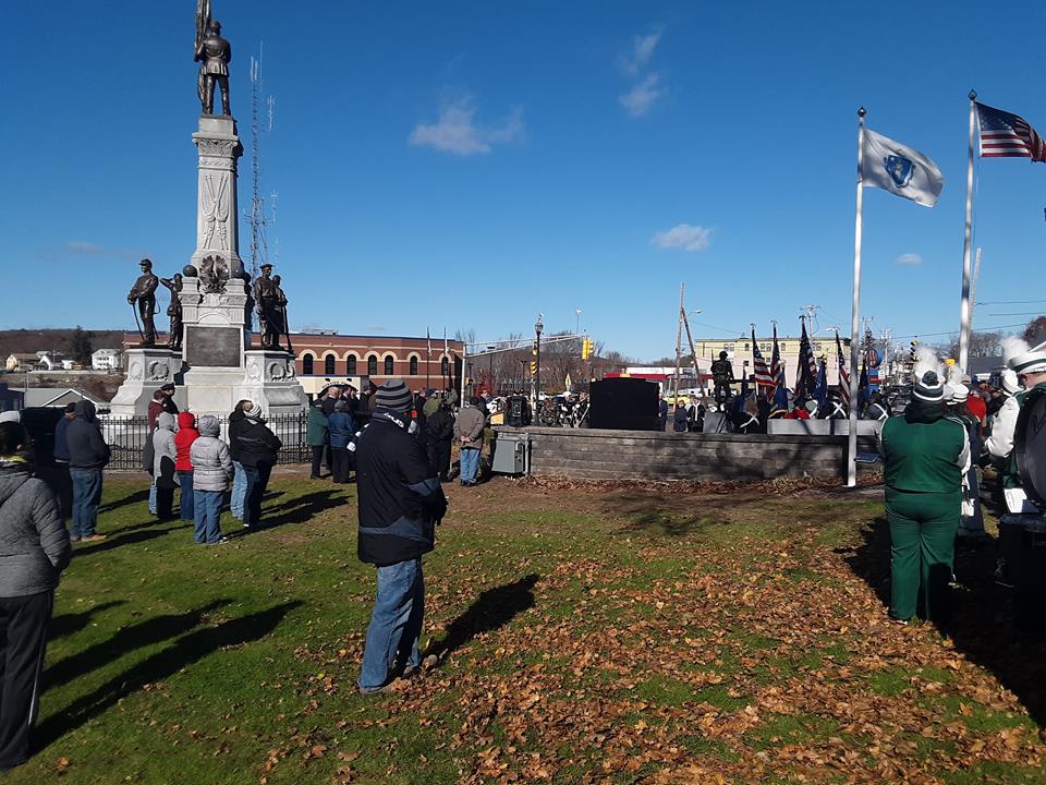 Webster Dudley Veterans Day Parade | THE LAKE 940